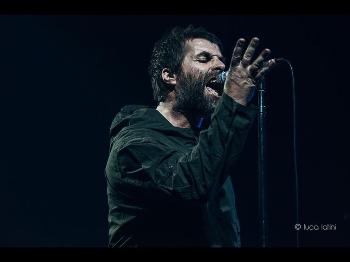 Liam Gallagher Video De Paper Crown TheBorderlineMusic