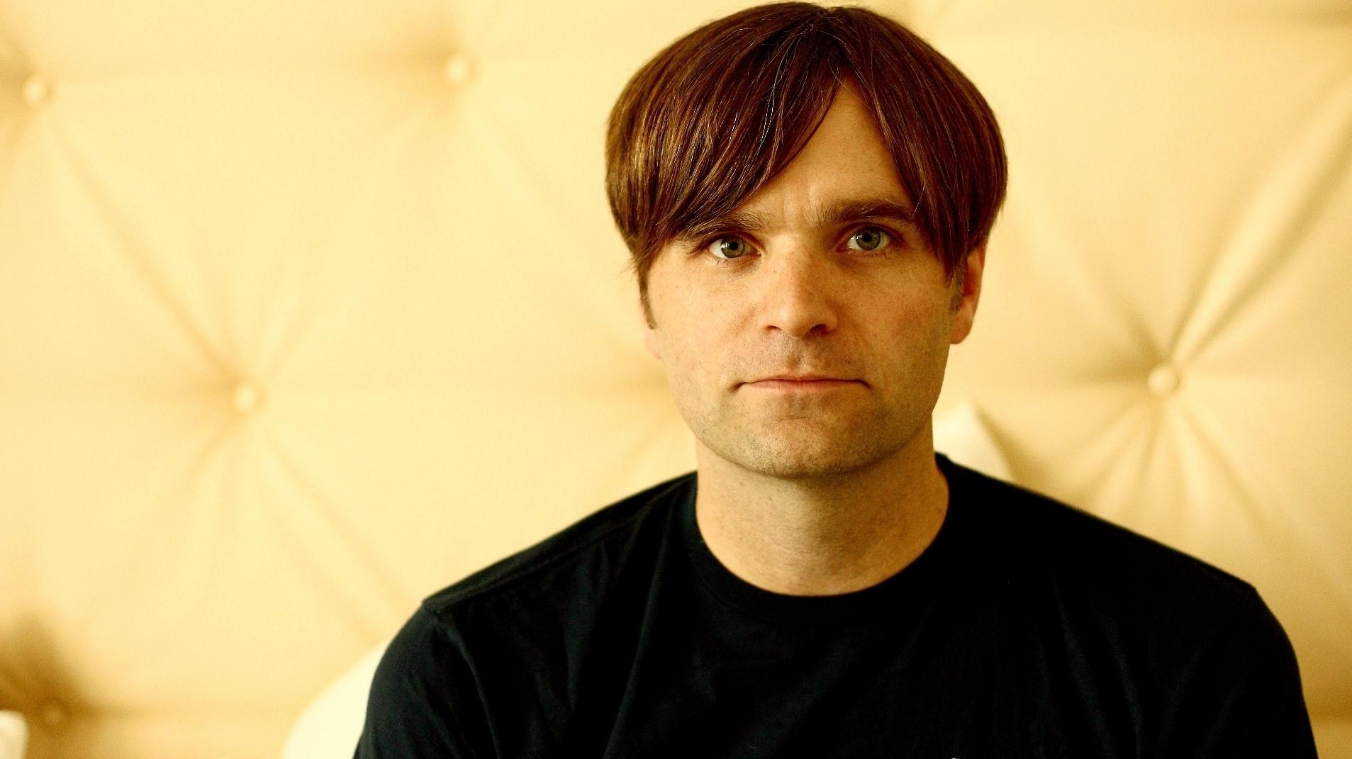 Ben Gibbard comparte su canción para la serie Shrinking ...